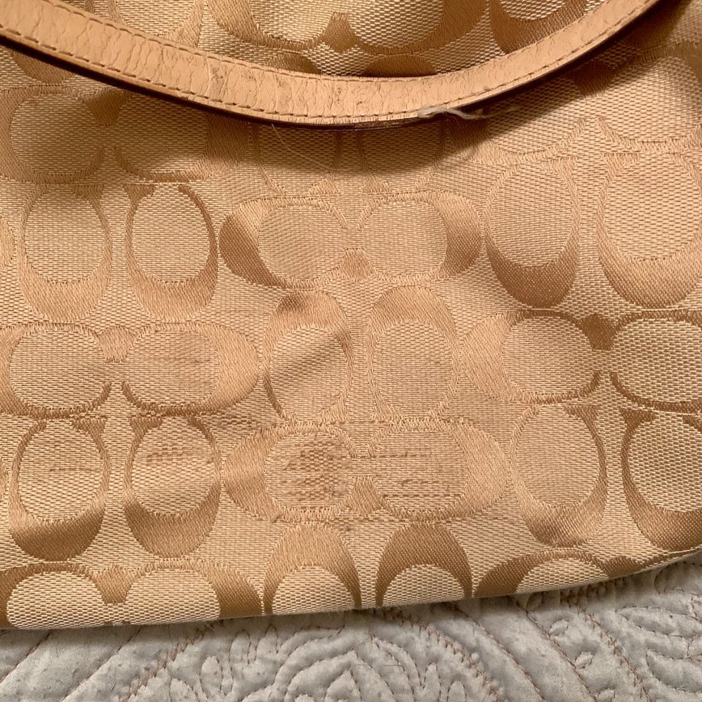 Coach Purse - Tan And Turquoise - Gem